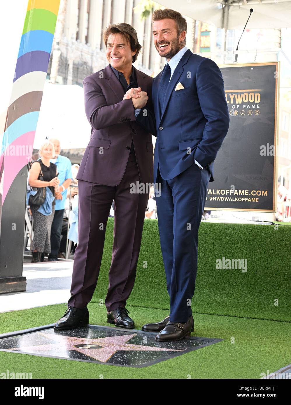 Actor Tom Cruise poses with honoree David Beckham on his Star On The ...