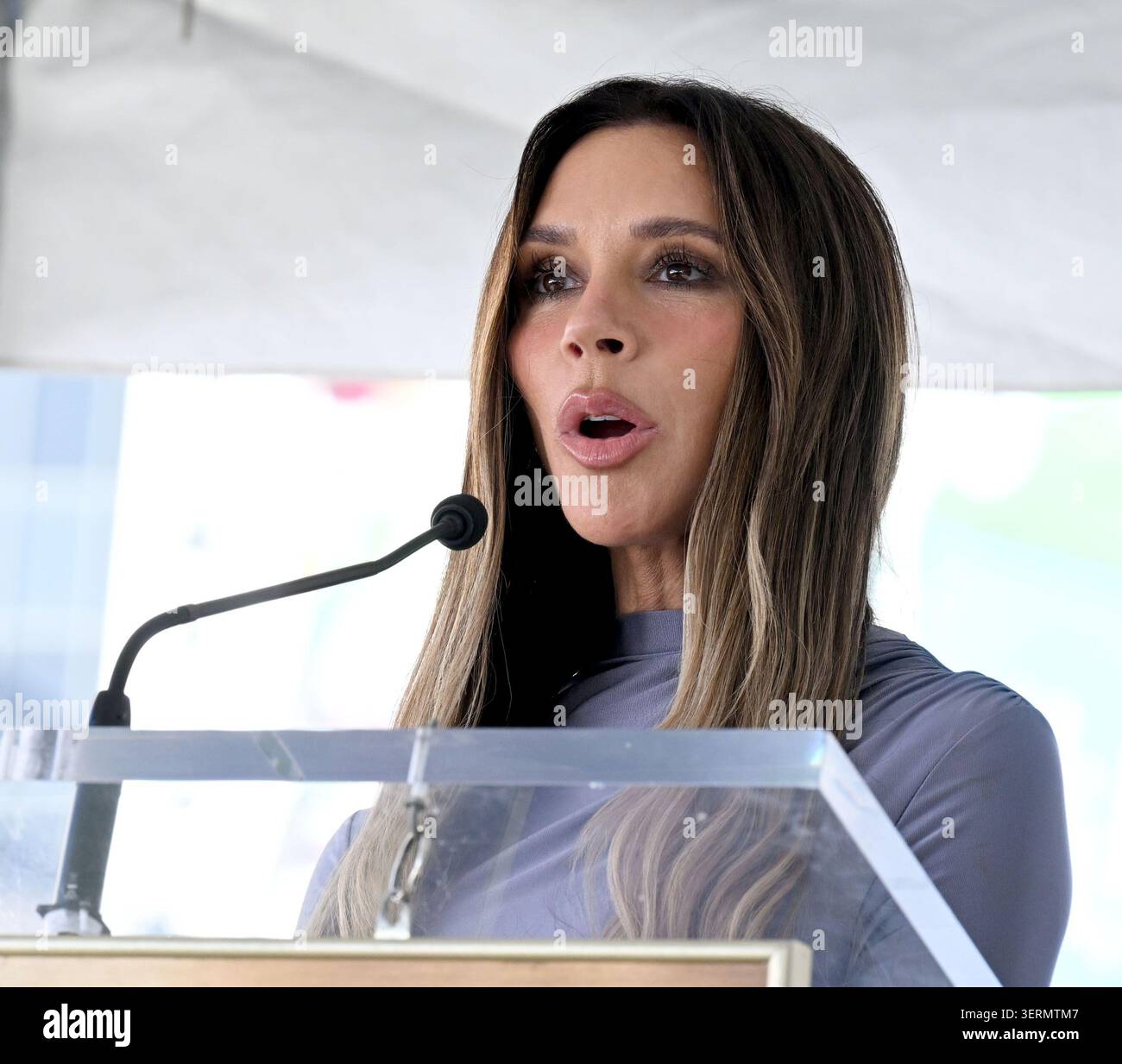 Singer/designer Victoria Beckham speaks during David Beckham's Star ...