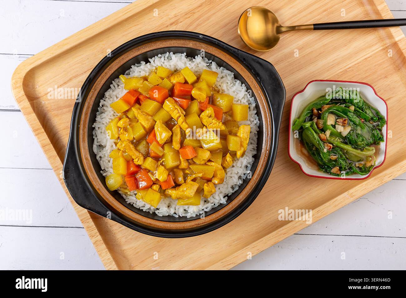 Chinese Curry Chicken Claypot Rice Casserole with Vegetables, Top View ...