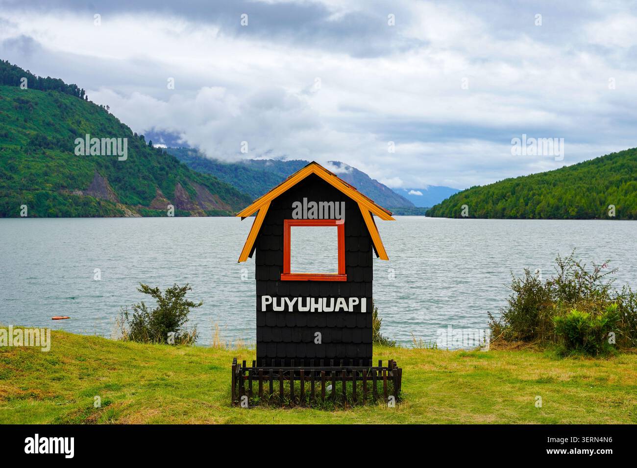 PUYUHUAPI Welcome Sign Overlooking the Fjord, Puyuhuapi, Chile Stock ...