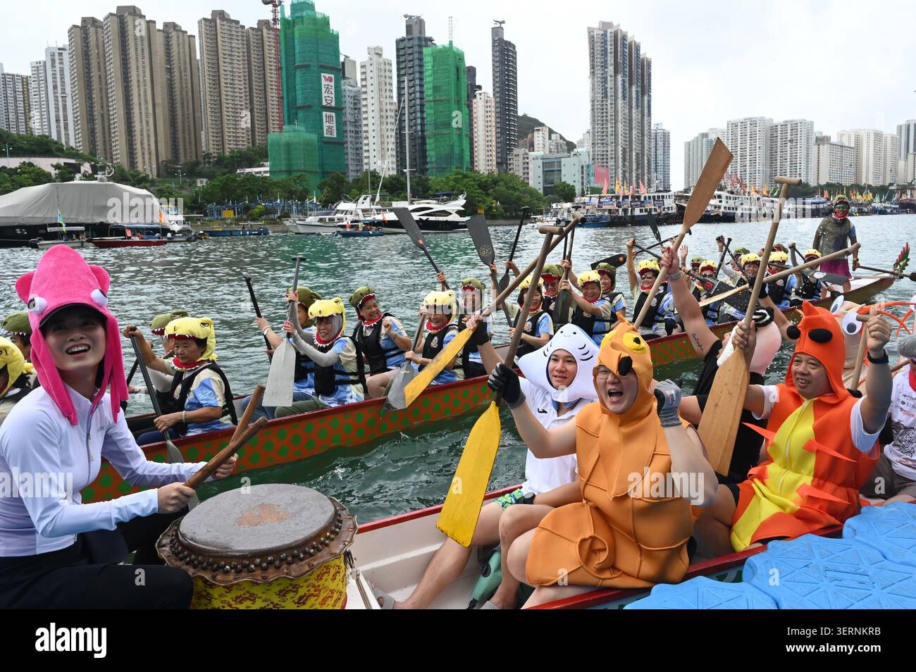 Cosplayers cosplaying Seafood and Dinosaur posing photo on a dragon ...