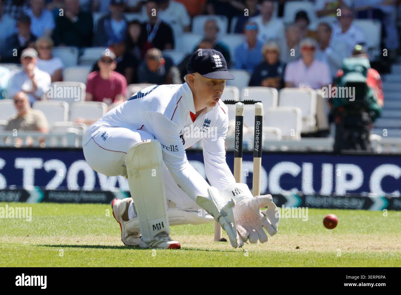 London, ENGLAND - England's James Rew (Somerset) making his Debut ...
