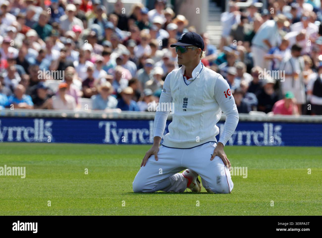 London, ENGLAND - England's Jacob Bethell(Warwickshire) in action ...