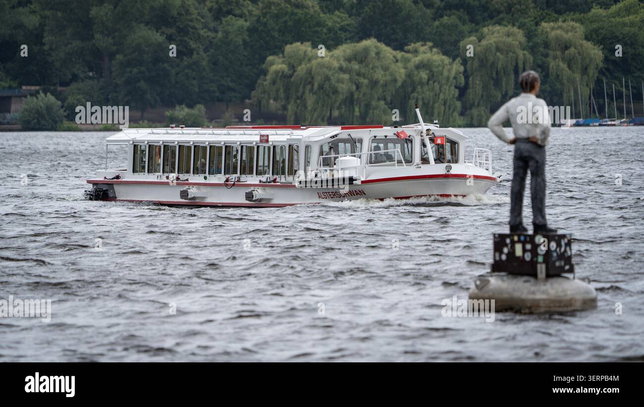 Alster steamer Alsterschwan on Hamburg's Outer Alster in June 2026 ...
