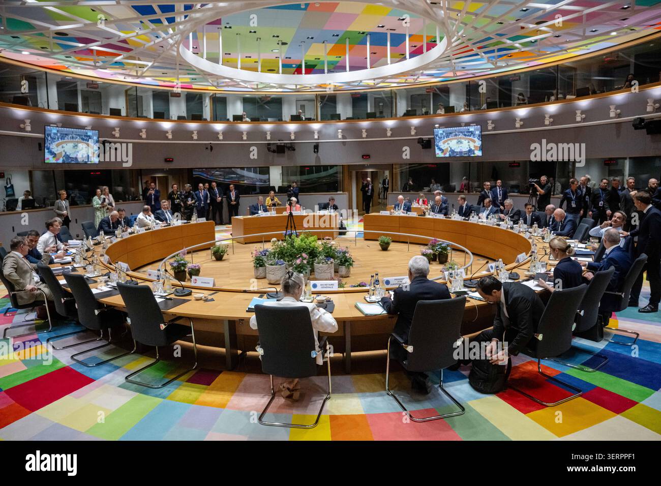 BRUSSELS - Start of the roundtable meeting on the second day of the ...