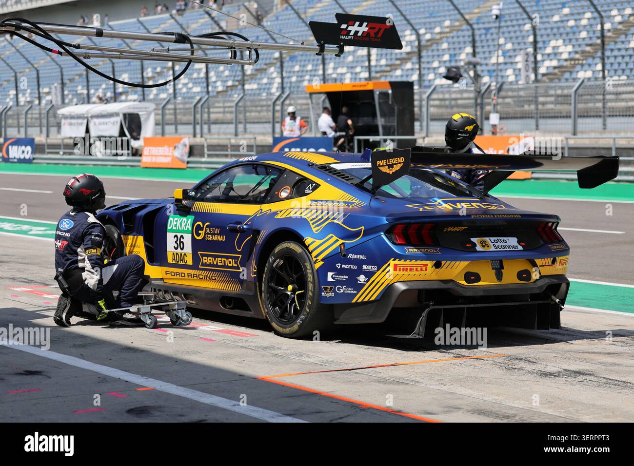 Pitlane, Detail, Arjun Maini (IND/HRT Ford Racing, #36), Ford Mustang ...