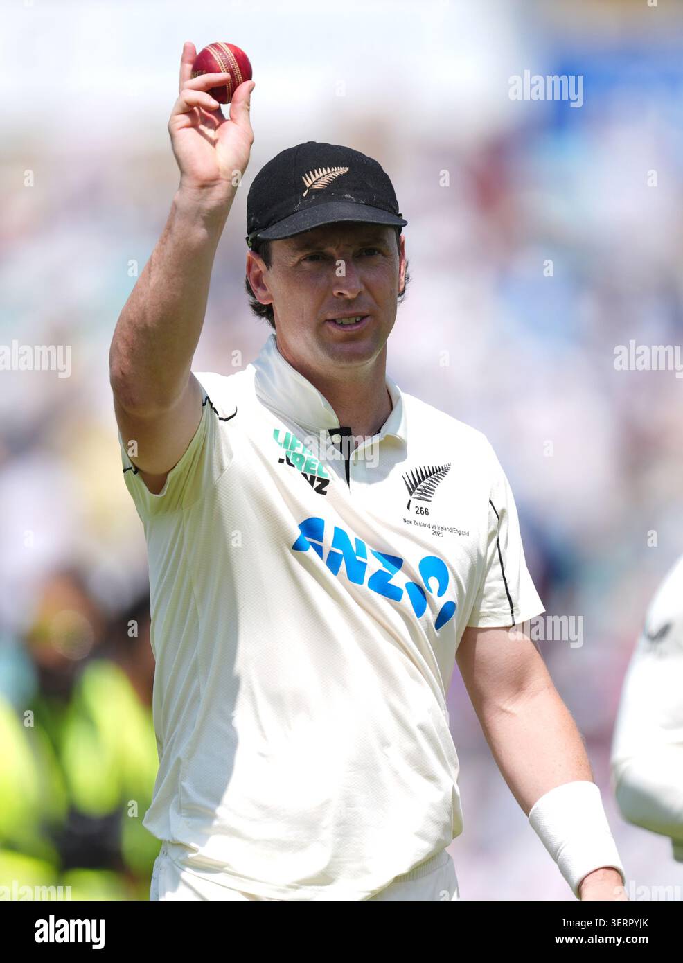 New Zealand's Matt Henry salutes the crowd with the match ball after ...