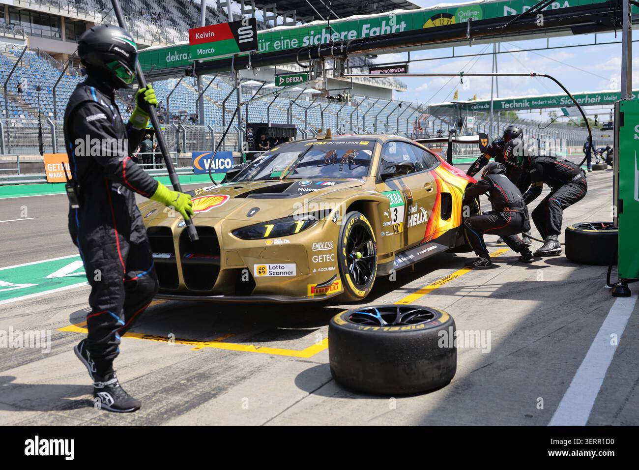 Pitlane, Detail, Kelvin van der Linde (ZA/Schubert Motorsport, #3), BMW ...
