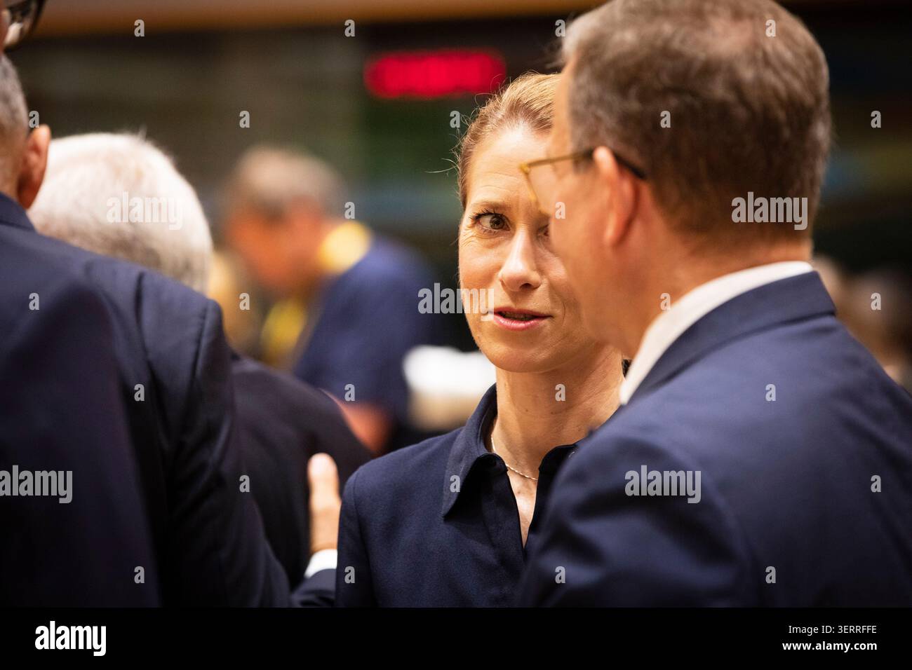Kaja Kallas (face) and Petteri Orpo (Dos). European heads of state ...