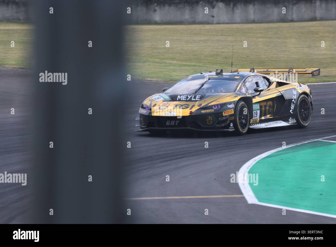 Mirko Bortolotti (I/TGI Team by GRT, #19), Lamborghini Temerario GT3 ...