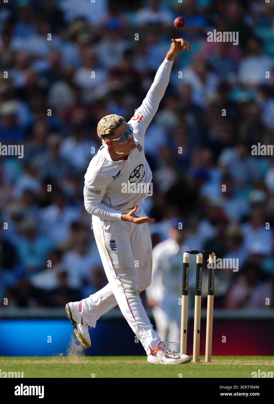 England's Jacob Bethell bowling on day three of the Second Rothesay ...