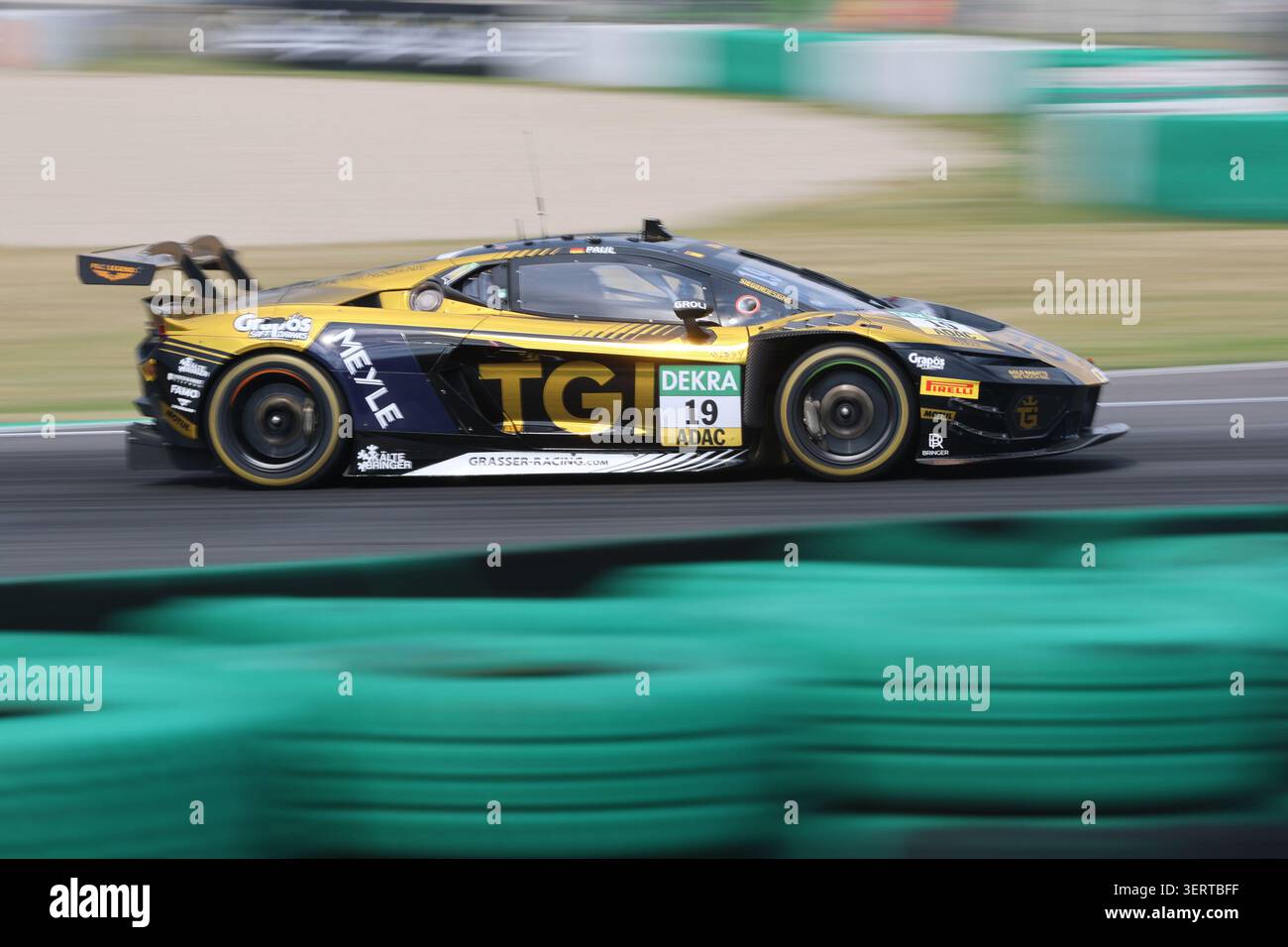 Mirko Bortolotti (I/TGI Team by GRT, #19), Lamborghini Temerario GT3 ...