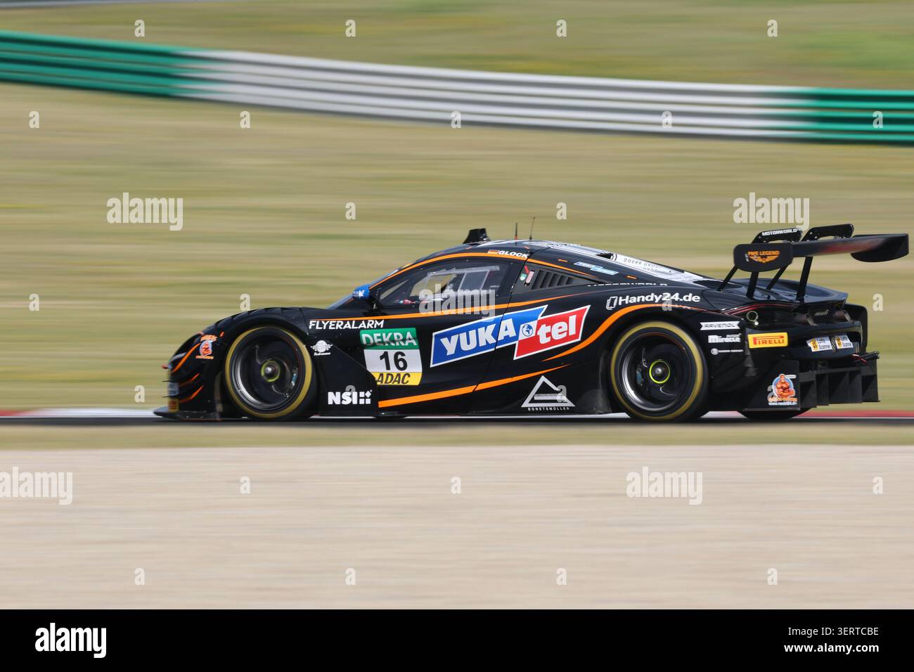 Timo Glock (D/Dörr Motorsport, #16), McLaren 720S GT3 Evo, DTM (German ...