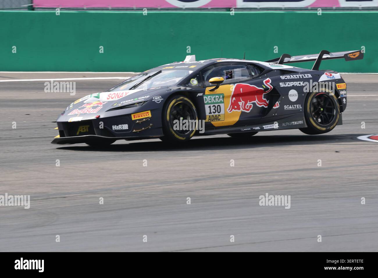 Luca Engstler (D/Red Bull Team Abt, #130), Lamborghini Temerario GT3 ...
