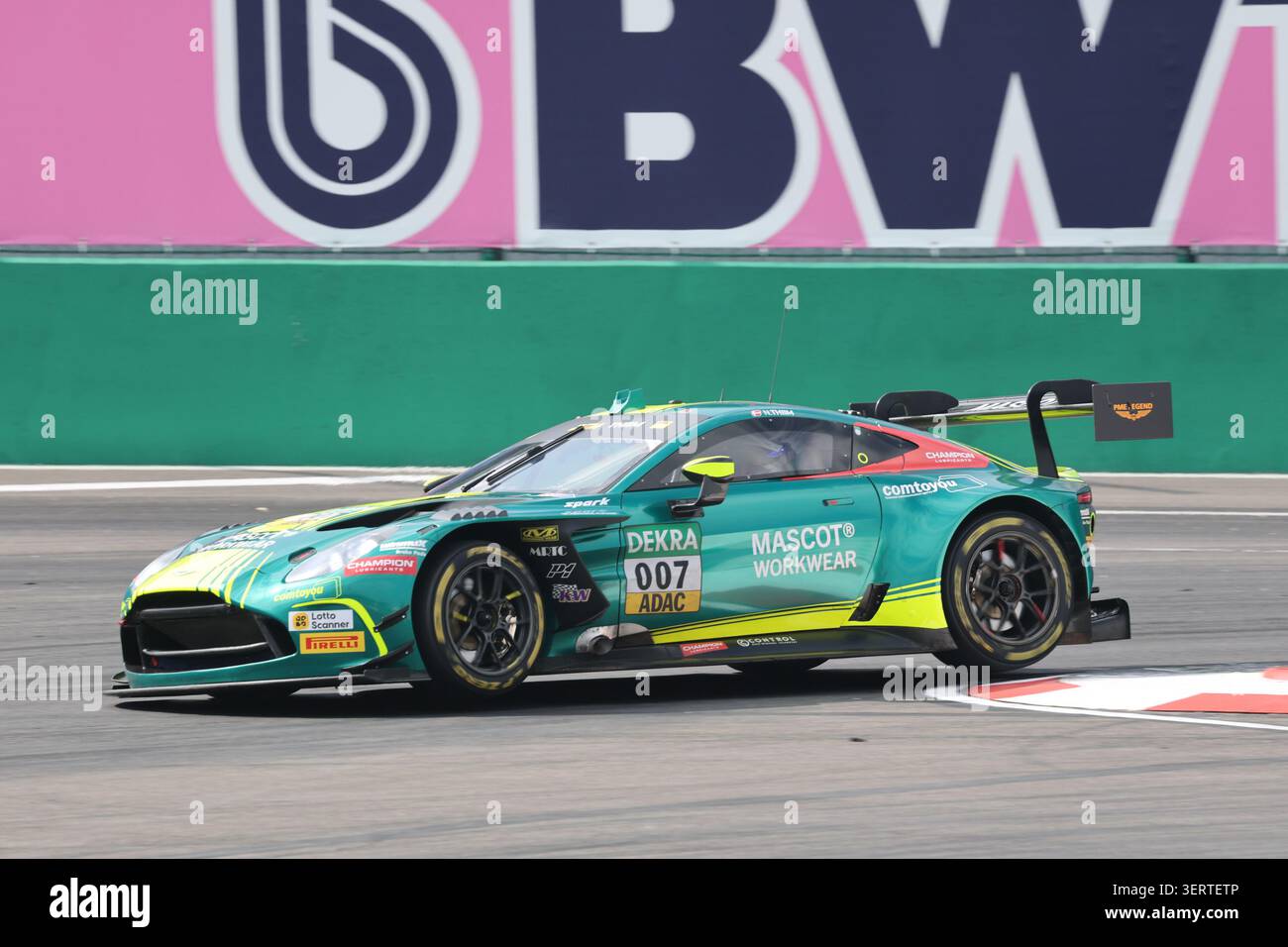 Nicki Thiim (DK/Comtoyou Racing, #7), Aston Martin Vantage GT3, DTM ...