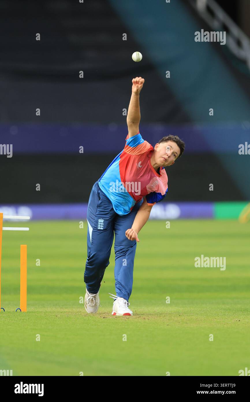 England's Issy Wong during a nets session at Headingley, Leeds. Picture ...