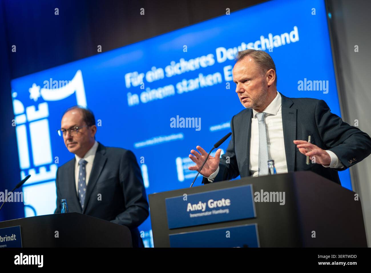 Final press conference at the Hamburg CCH - Alexander Dobrindt (CSU ...