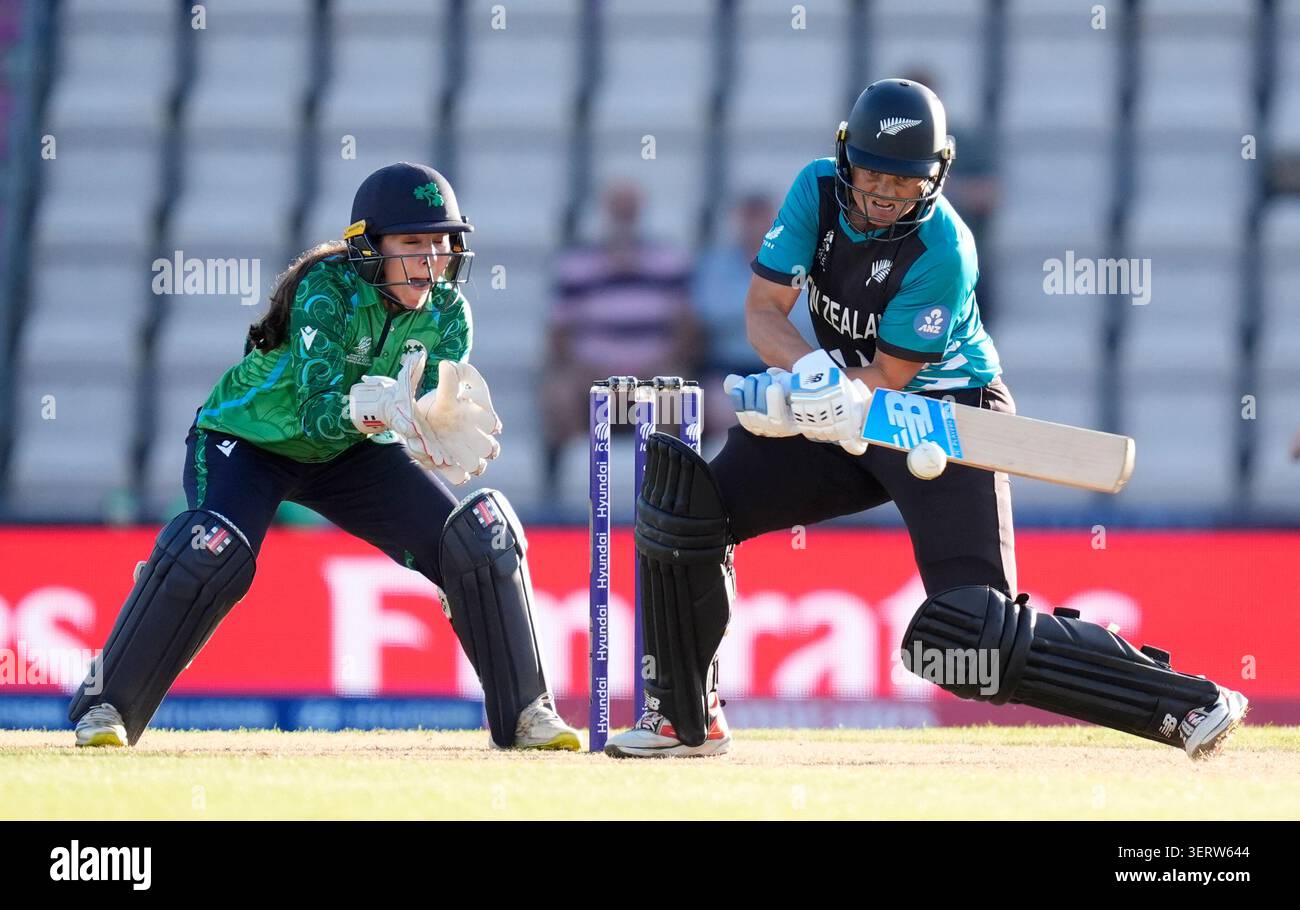New Zealand's Suzie Bates bats during the ICC Women's T20 World Cup ...