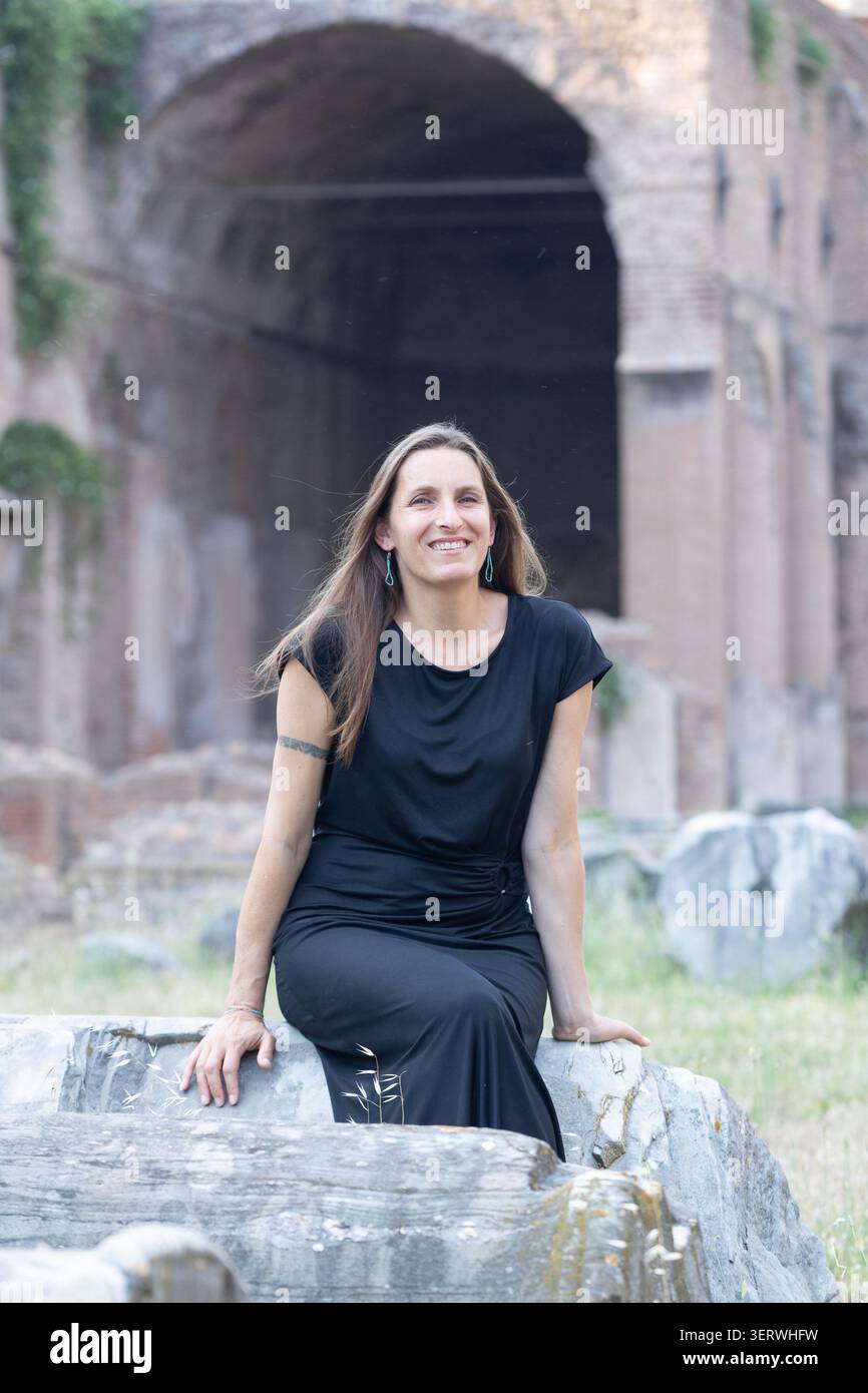 IPA85863954 - French writer Neige Sinno will be a guest at the opening ...