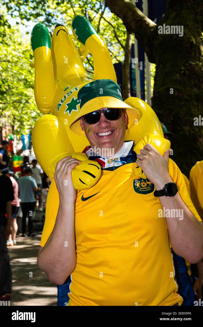 Seattle, USA. 19th Jun 2026. U.S. soccer fans cheer in Pioneer Square ...