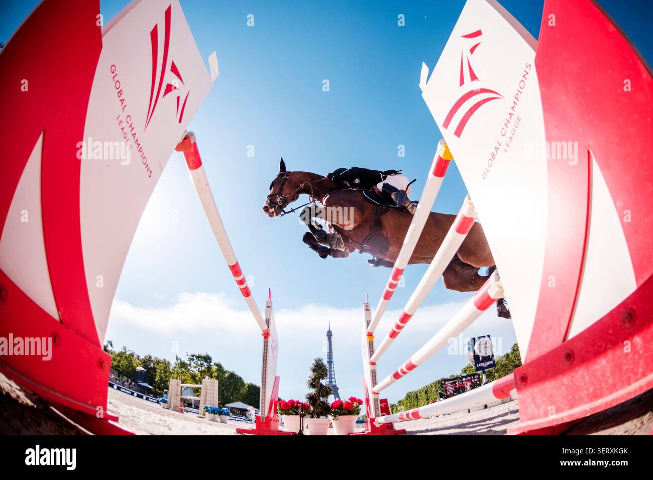 CIAN O’CONNOR RIDING KENTUCKY TN during the Longines Paris Eiffel ...