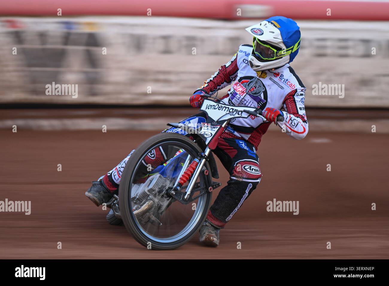 Jake Mulford of Redcar Bears leads during a restarted Heat 8 of the Cab ...