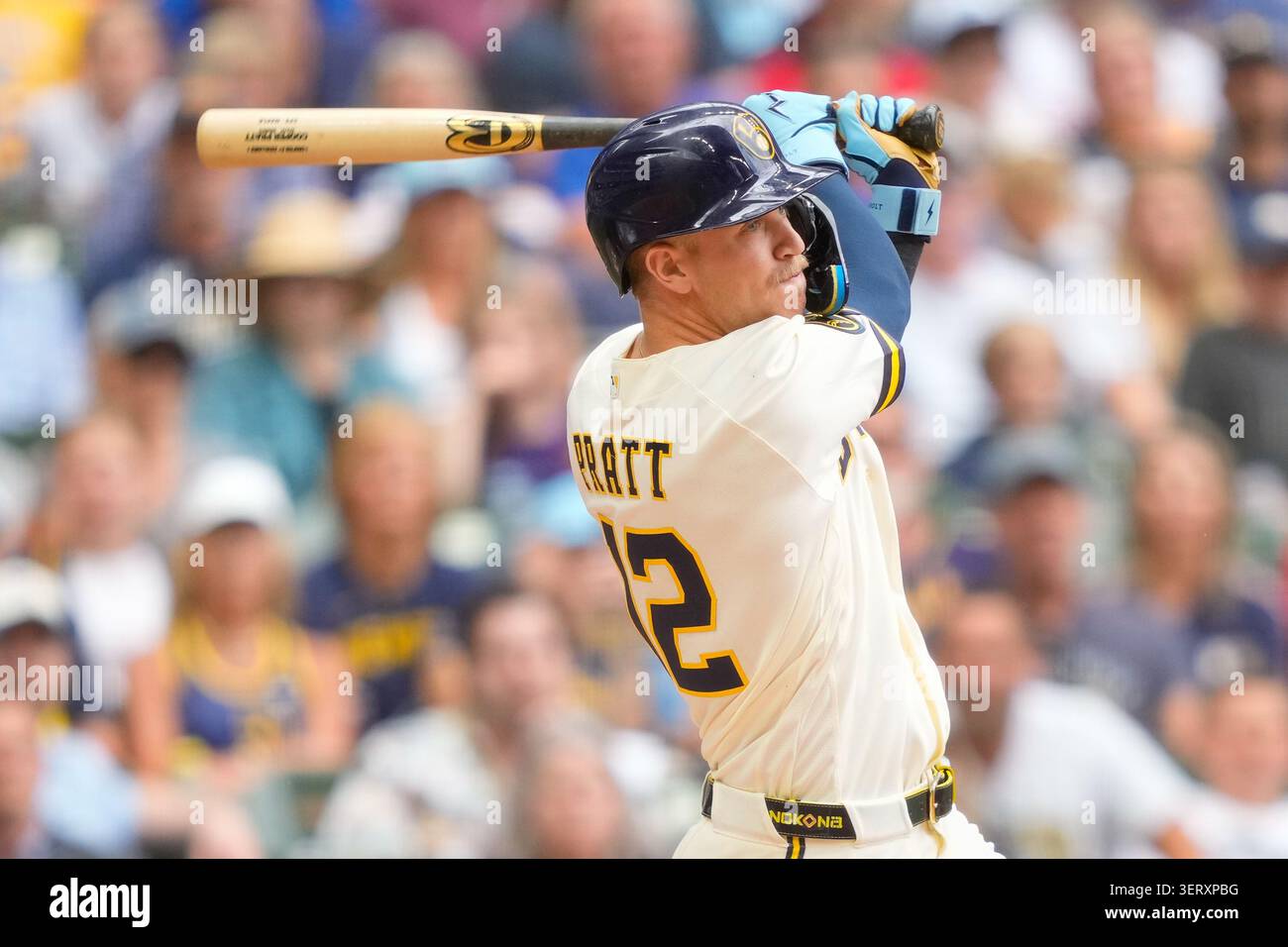 Milwaukee Brewers' Cooper Pratt hits a single during the eighth inning ...