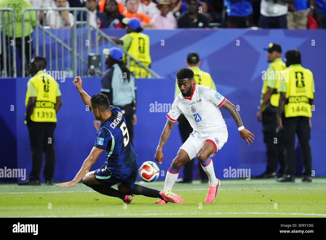 IPA85871845 - Josue Casimir of Haiti and Casemiro of Brazil during the ...