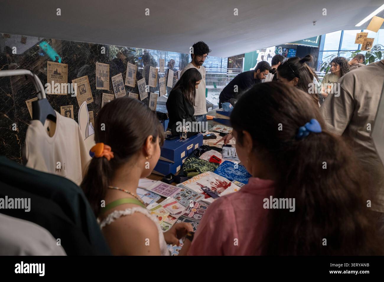 Iranian youths shop for Harry Potter accessories during a Harry Potter ...
