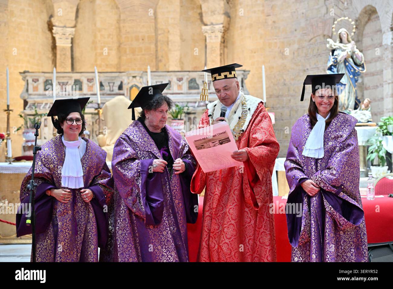 IPA85864948 - Naples. L’Orientale University Awards an Honorary Degree ...