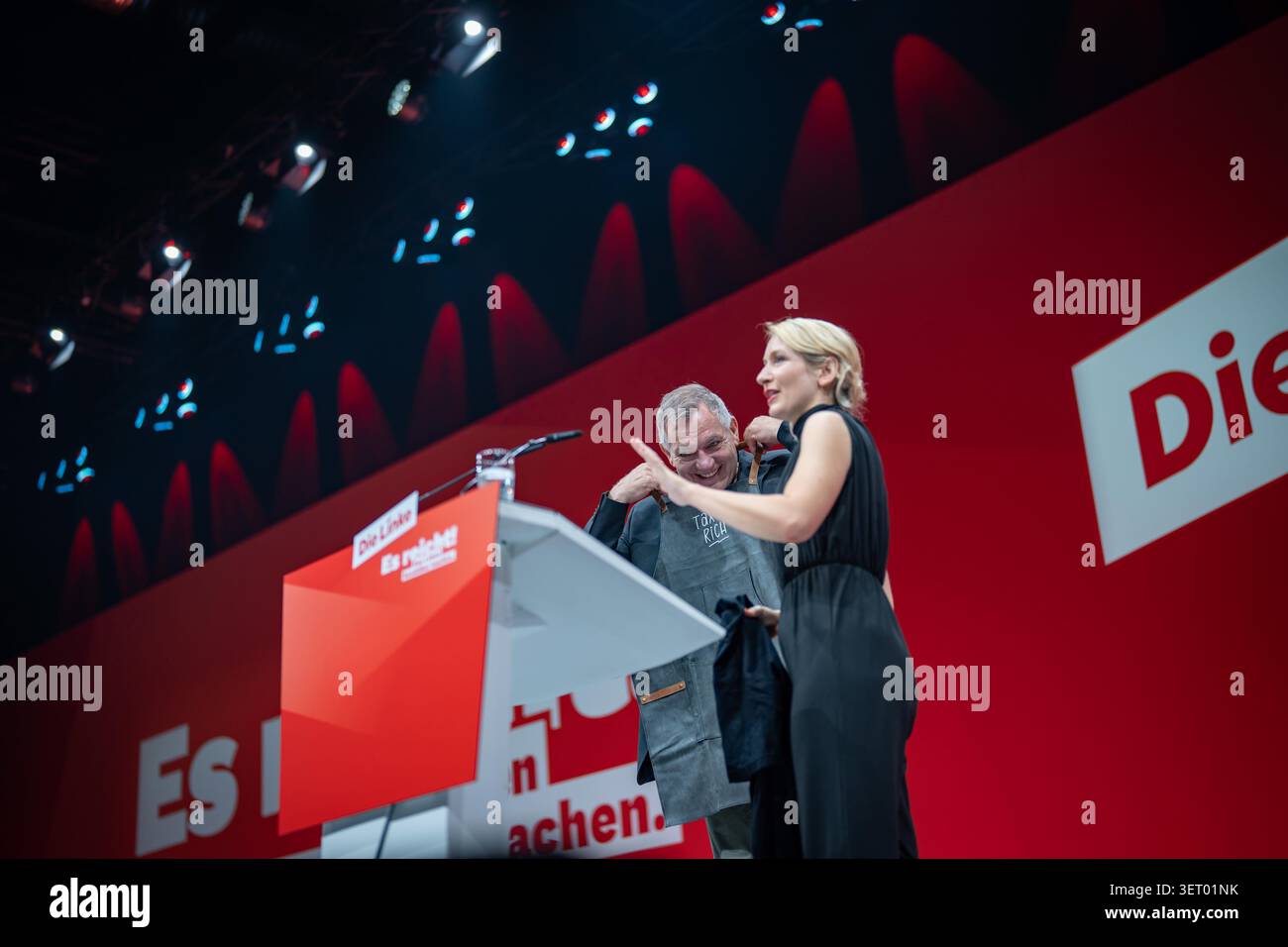 The party chairwoman Ines Schwerdtner bids farewell to her previous co ...