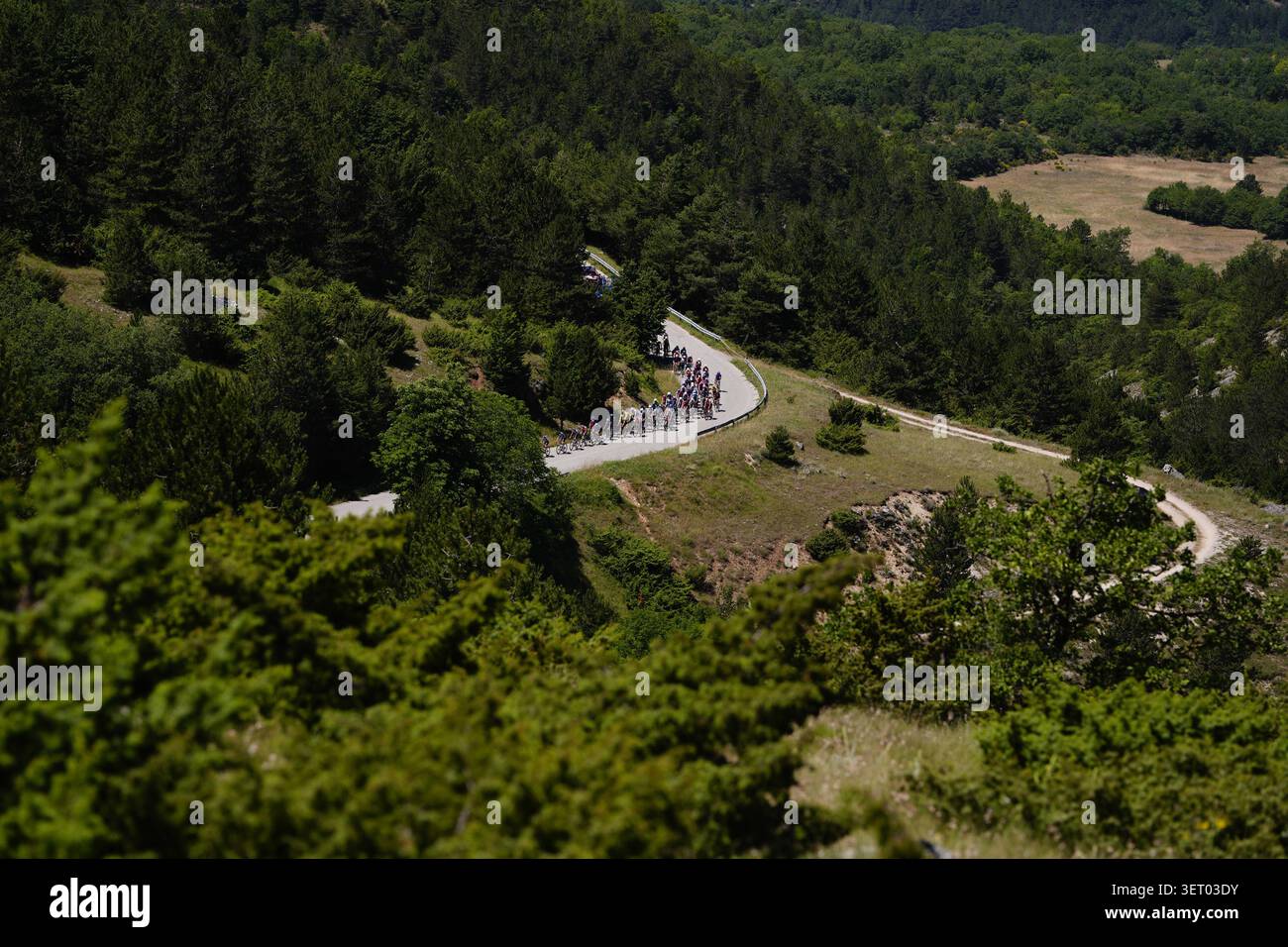 The race during Stage 7 of the Giro Next Gen 2026, from Sulmona to ...