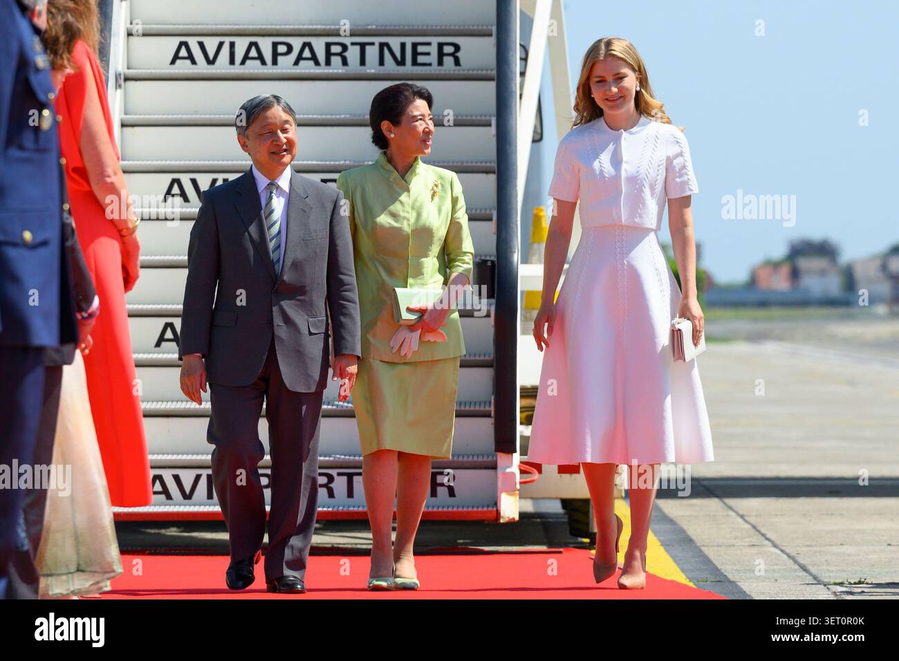 Belgium's Crown Princess Elisabeth, right, walks with Japan's Emperor ...
