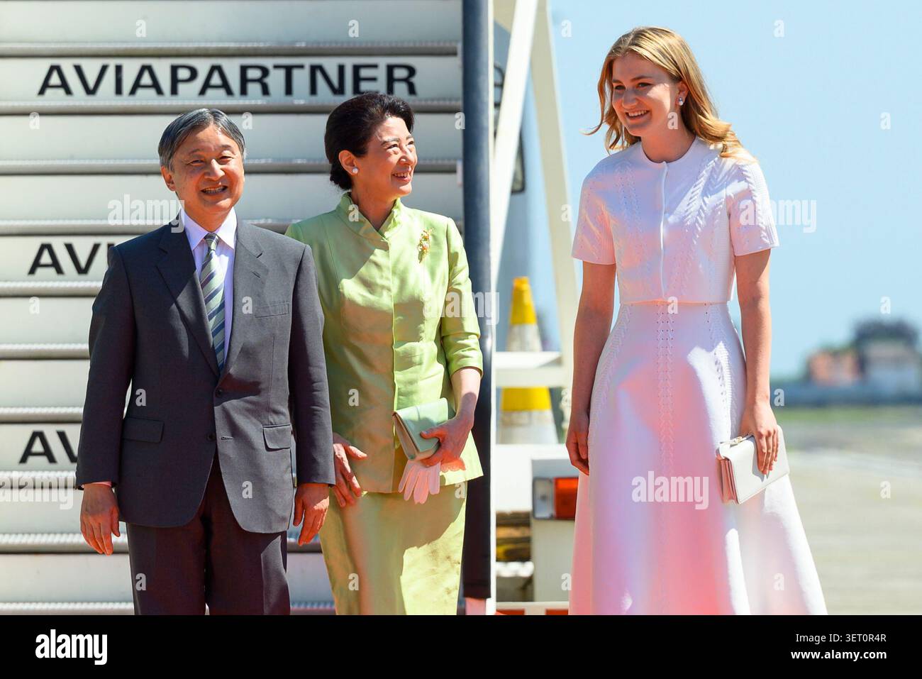Belgium's Crown Princess Elisabeth, right, walks with Japan's Emperor ...