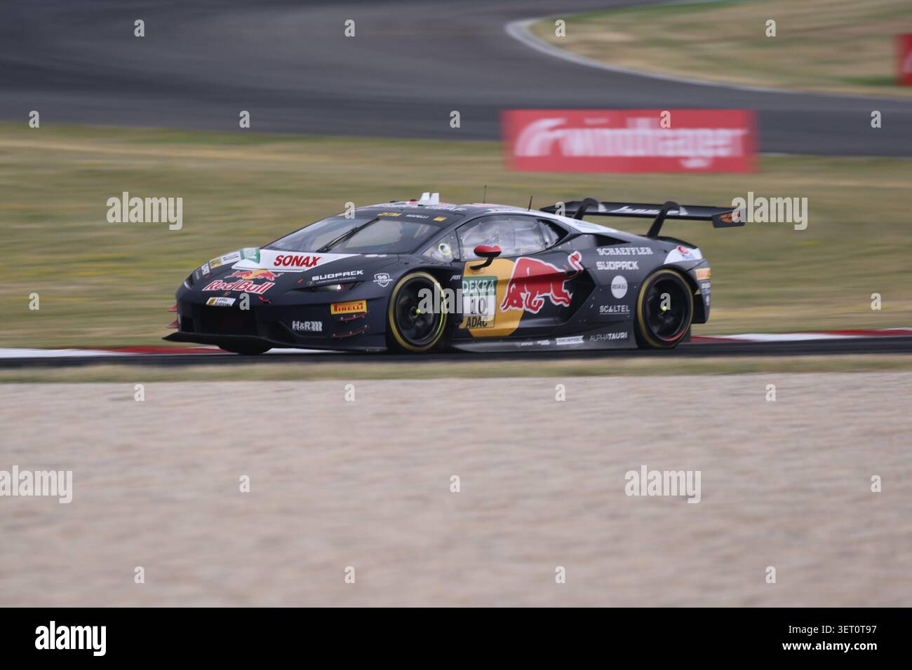 Marco Mapelli (I/Red Bull Team Abt, #10), Lamborghini Temerario GT3 ...