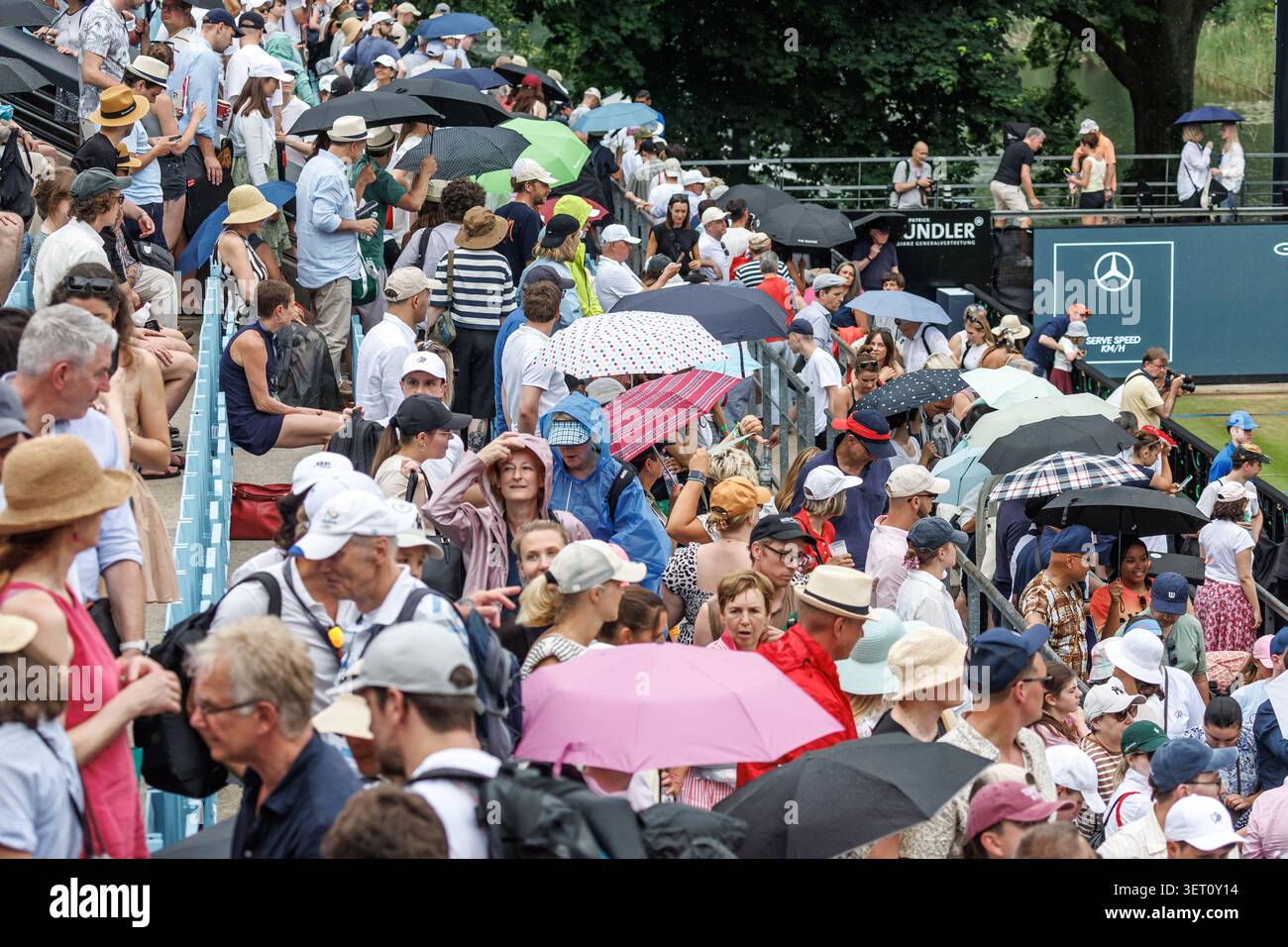 20 June 2026, Berlin: Due to the weather conditions, spectators are ...