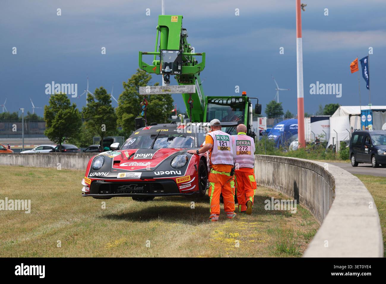 Bastian Buus (DK/Land-Motorsport, #29), Porsche 911 GT3 R Evo, lands in ...