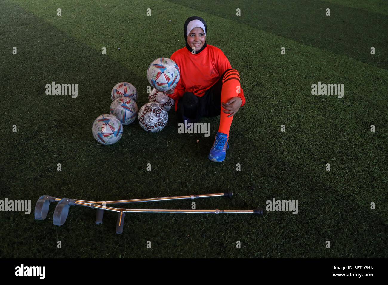 The first sports team of girls whose legs were amputated as a result of ...