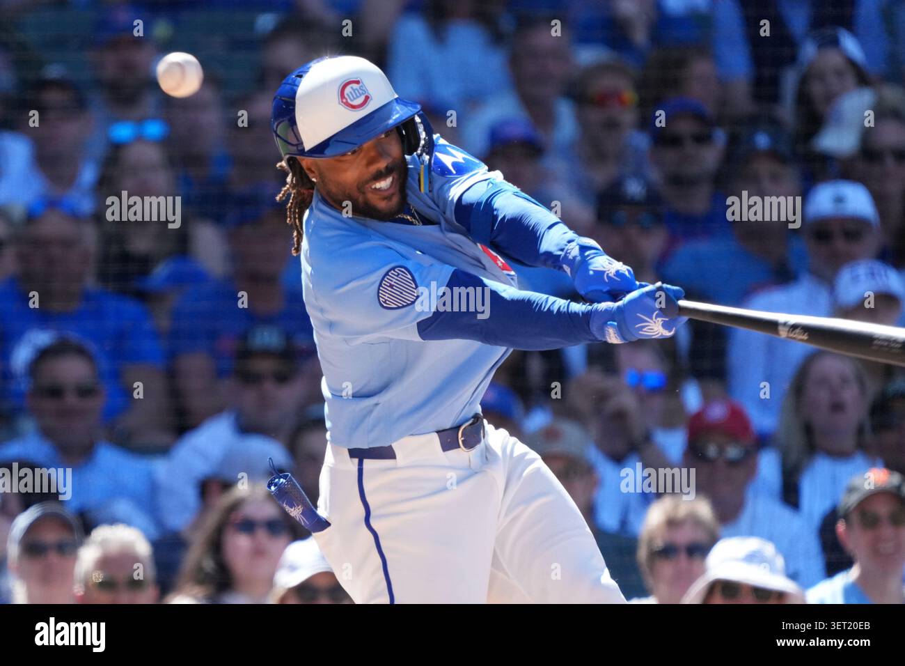 Chicago Cubs' Justin Dean bats against the Toronto Blue Jays during the ...