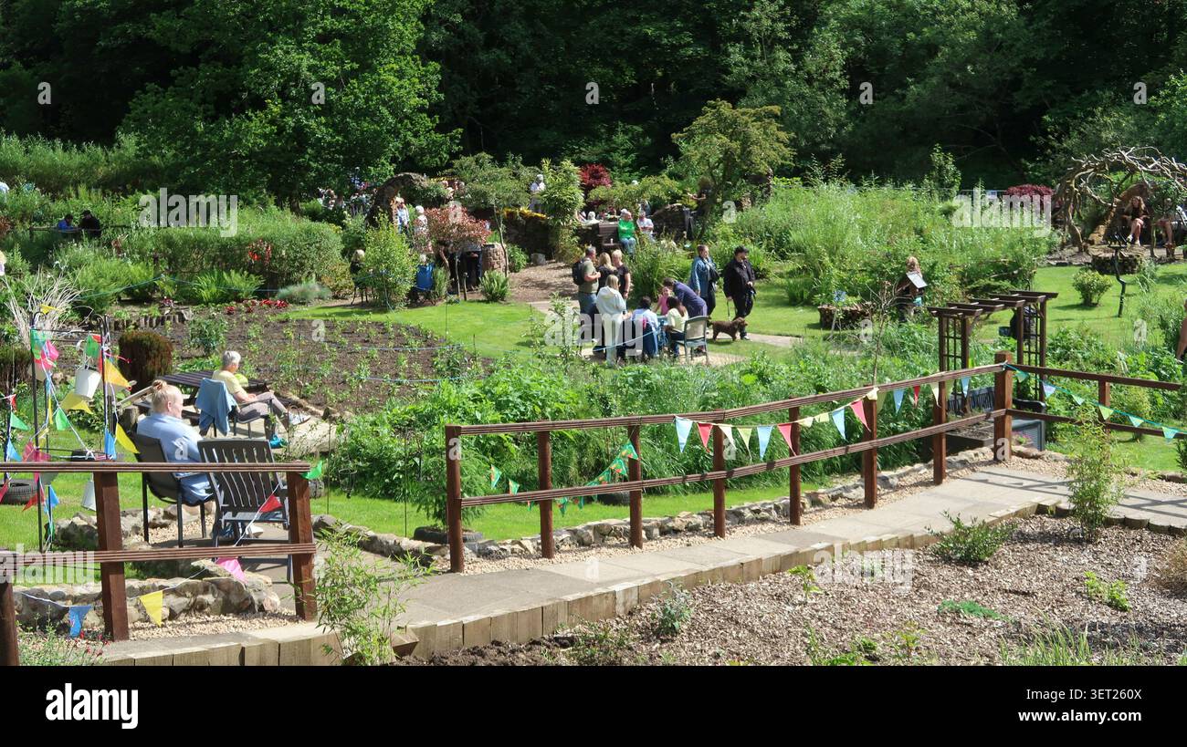 East Dunbartonshire Scotland 20 Jun 2026. Locals enjoying some welcome ...