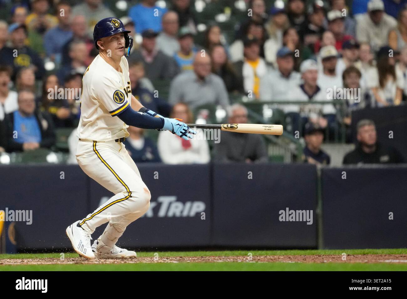 Milwaukee Brewers' Cooper Pratt bats during a baseball game against the ...