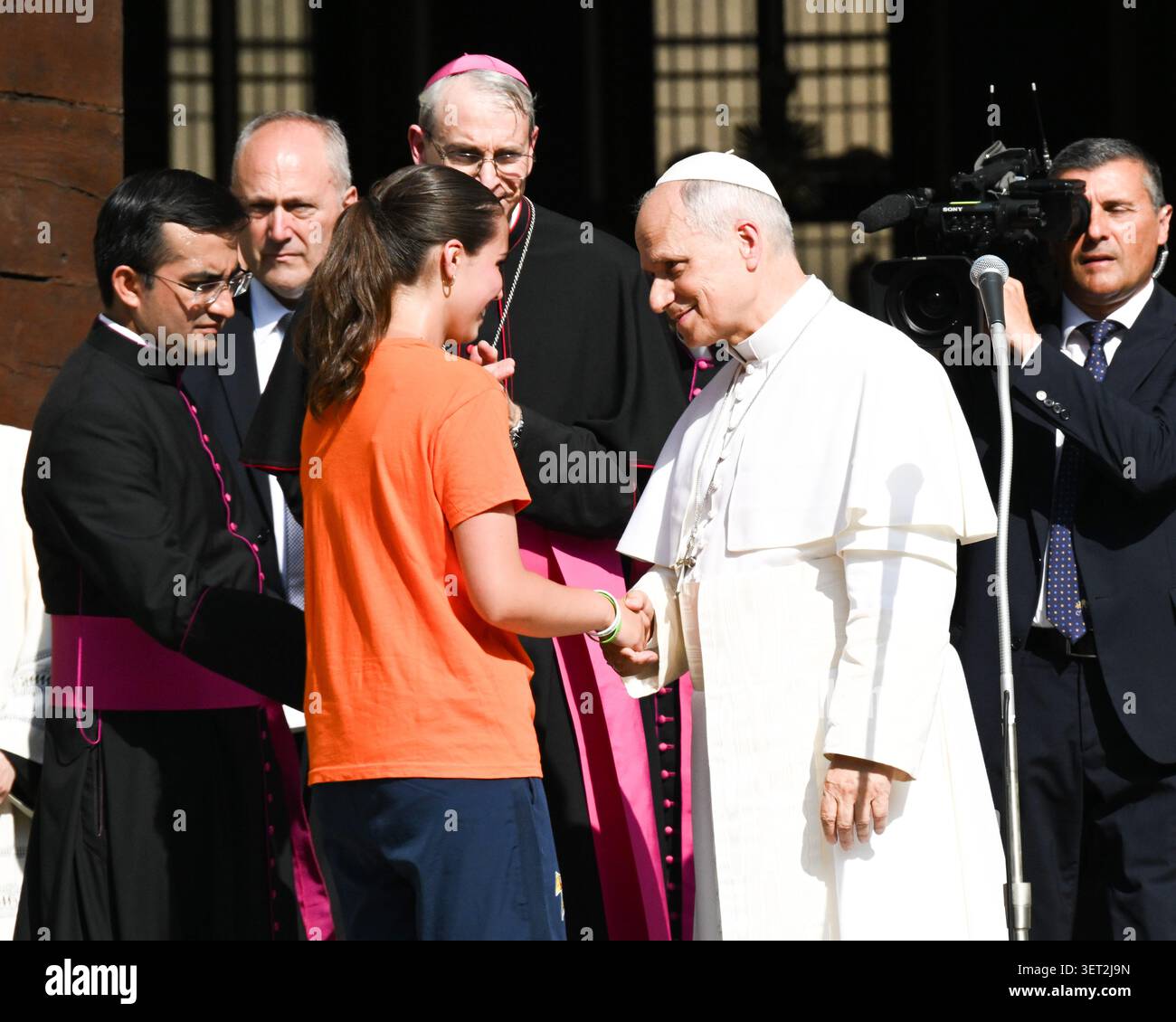 IPA85887949 - Pavia: Pope Leo XIV on a Pastoral Visit In the photo ...