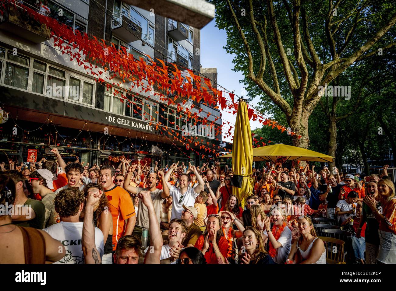 ROTTERDAM - Fans watch the Dutch national team in action against Sweden ...