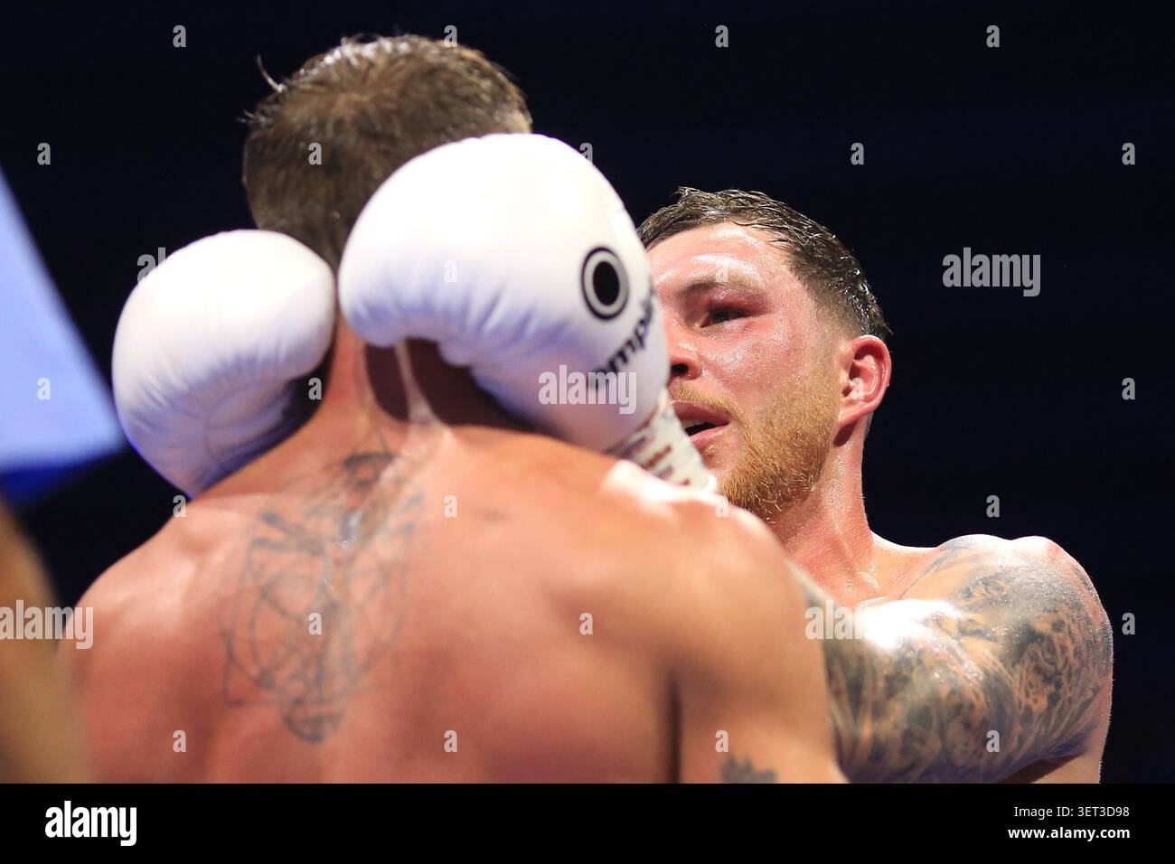 Bradley Goldsmith (right) celebrates victory against Brad Pauls in the ...