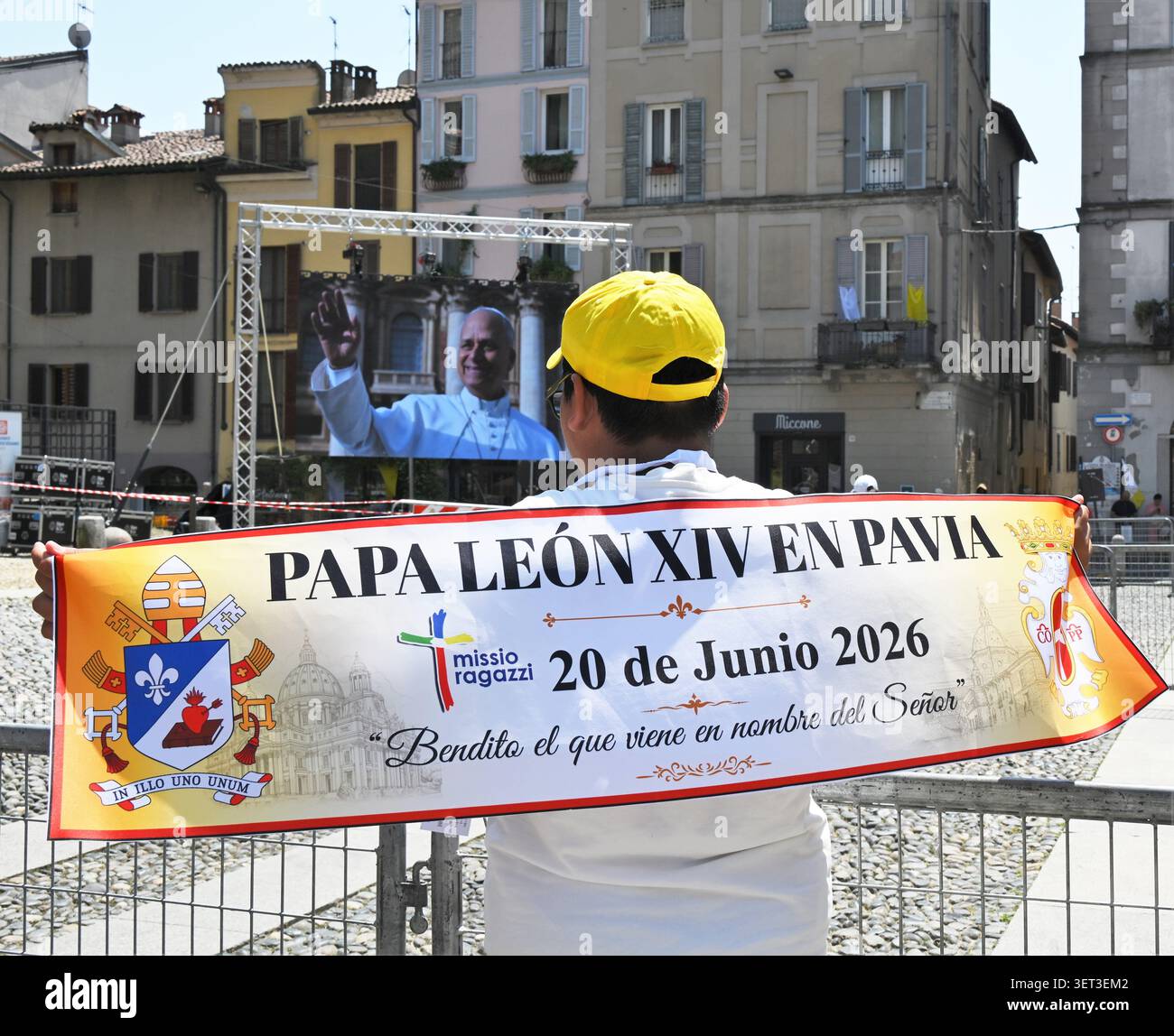 IPA85894265 - Milan, Italy: Pope Leo XIV meets with the faithful and ...