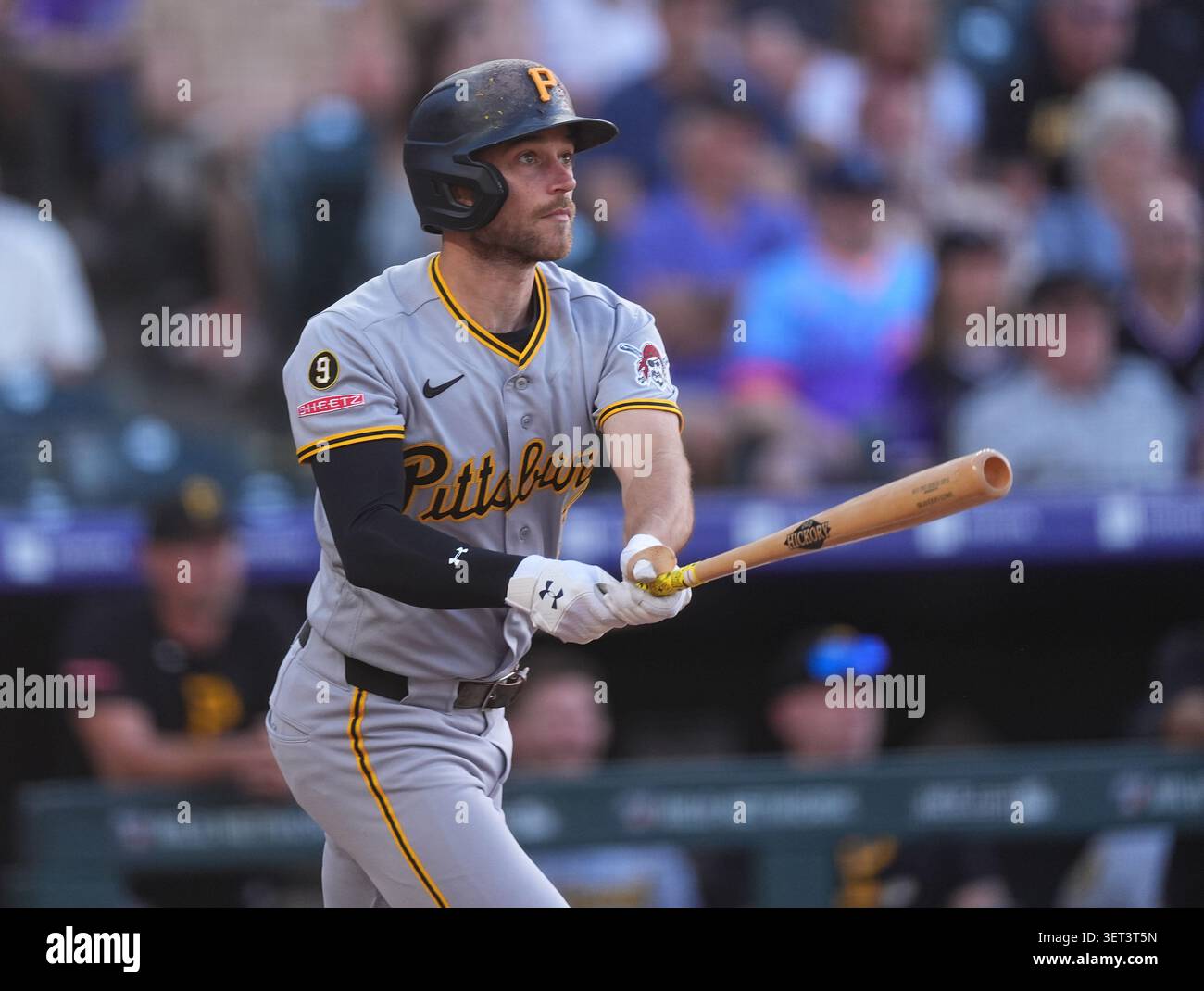 Pittsburgh Pirates second baseman Brandon Lowe (5) in the second inning ...