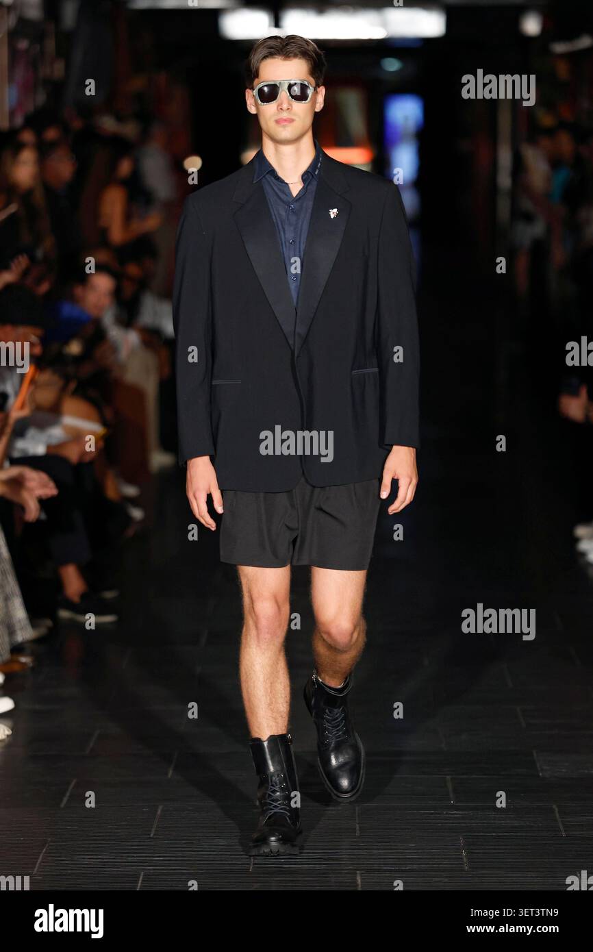 TELL THE TRUTH Menswear Spring-Summer 2027 runway during Milan Fashion ...