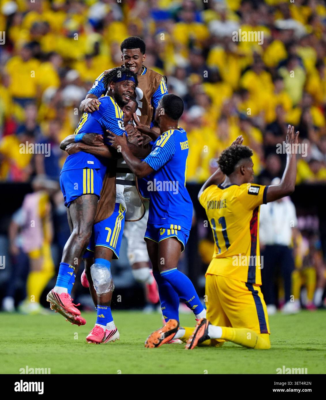Curacao's Leandro Bacuna and Juninho Bacuna celebrates wth their team ...