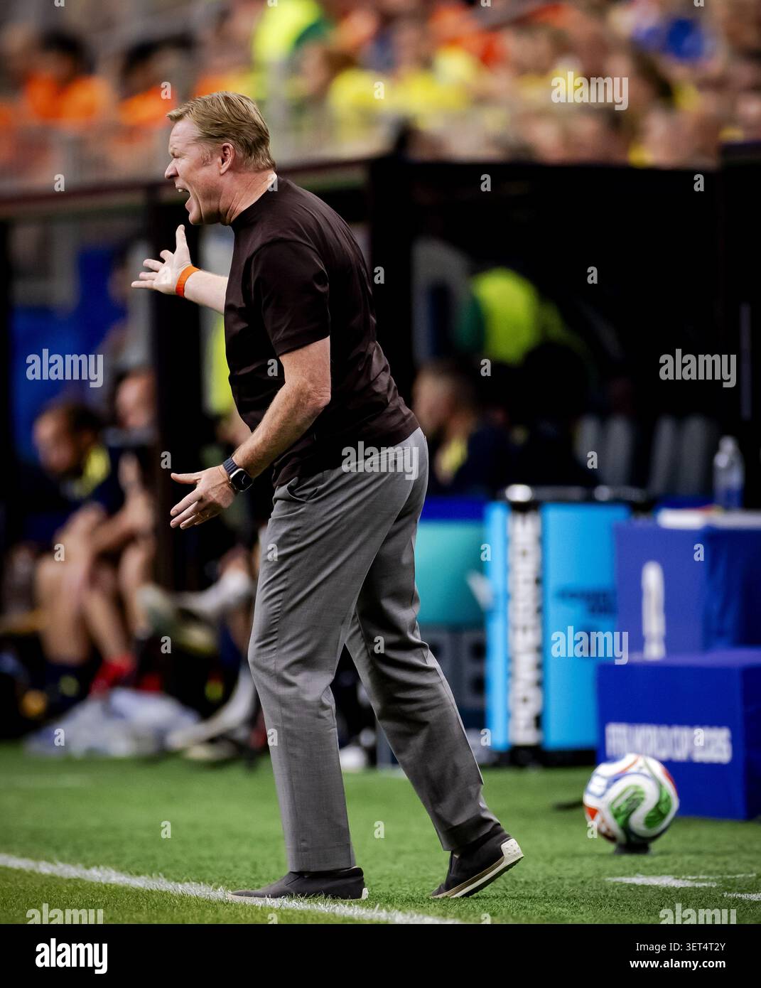 HOUSTON - Netherlands coach Ronald Koeman during the FIFA 2026 Group F ...