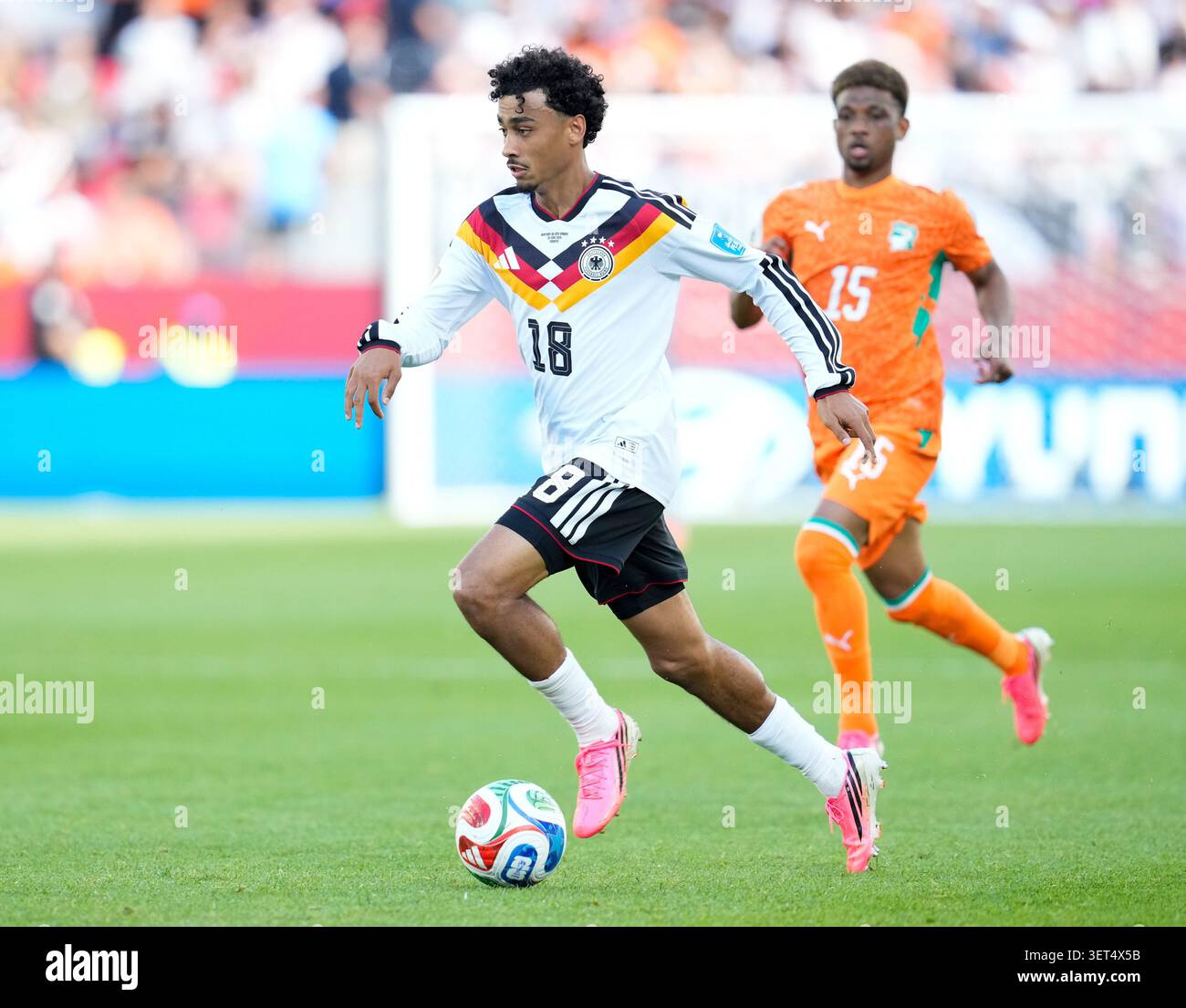 Nathaniel Brown (Deutschland, #18) am Ball. CAN, FIFA Weltmeisterschaft ...